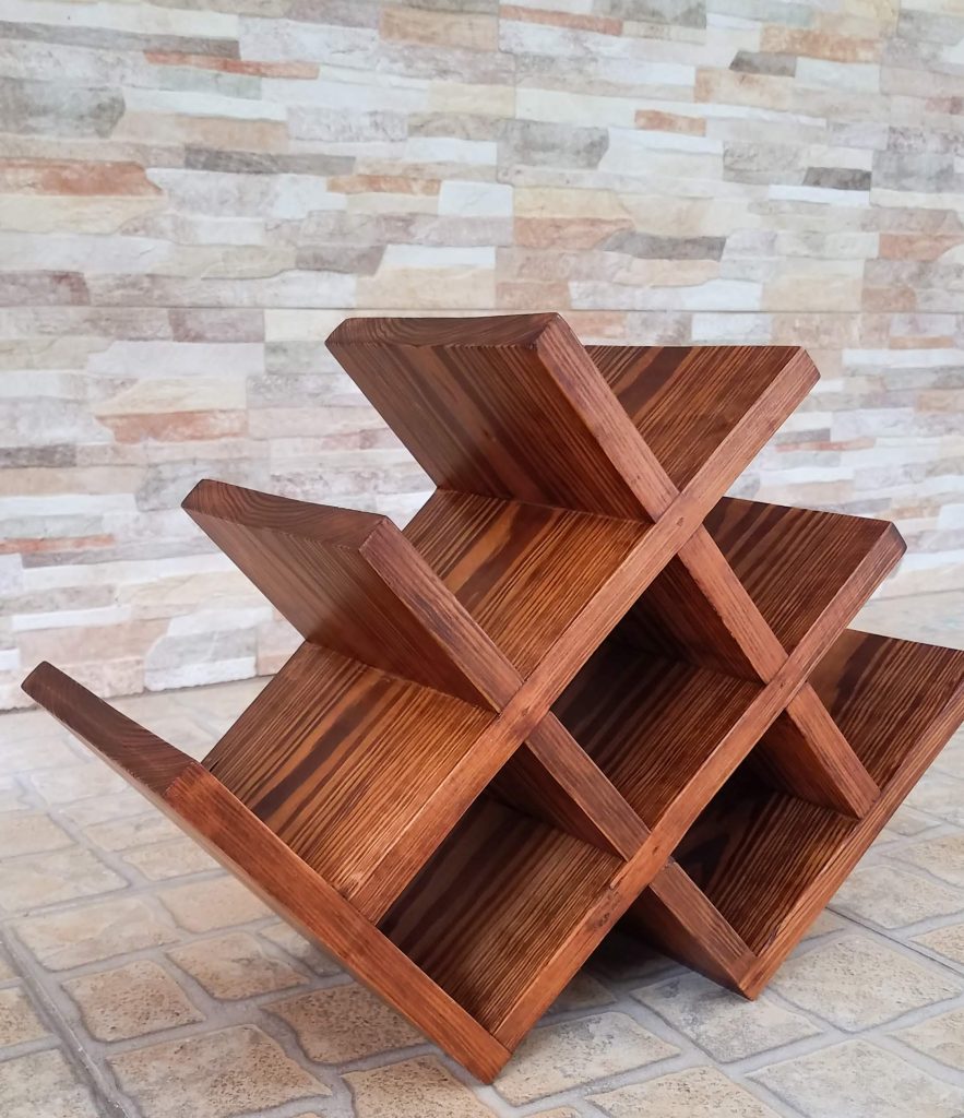 Vinera en Madera - De Mesa - Gismarte Diseño Exclusivo para Organizar Vinos
